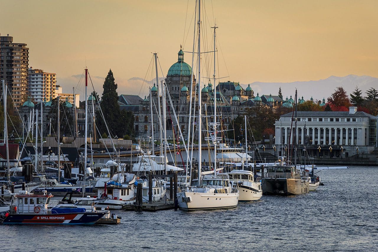 Moving to Victoria BC | Leslee Farrell